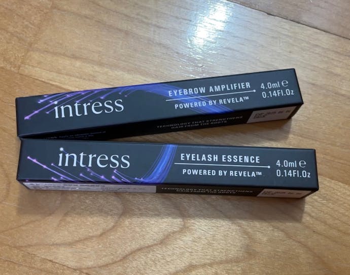 intress盈翠絲纖睫精華液與濃眉精華液使用分享